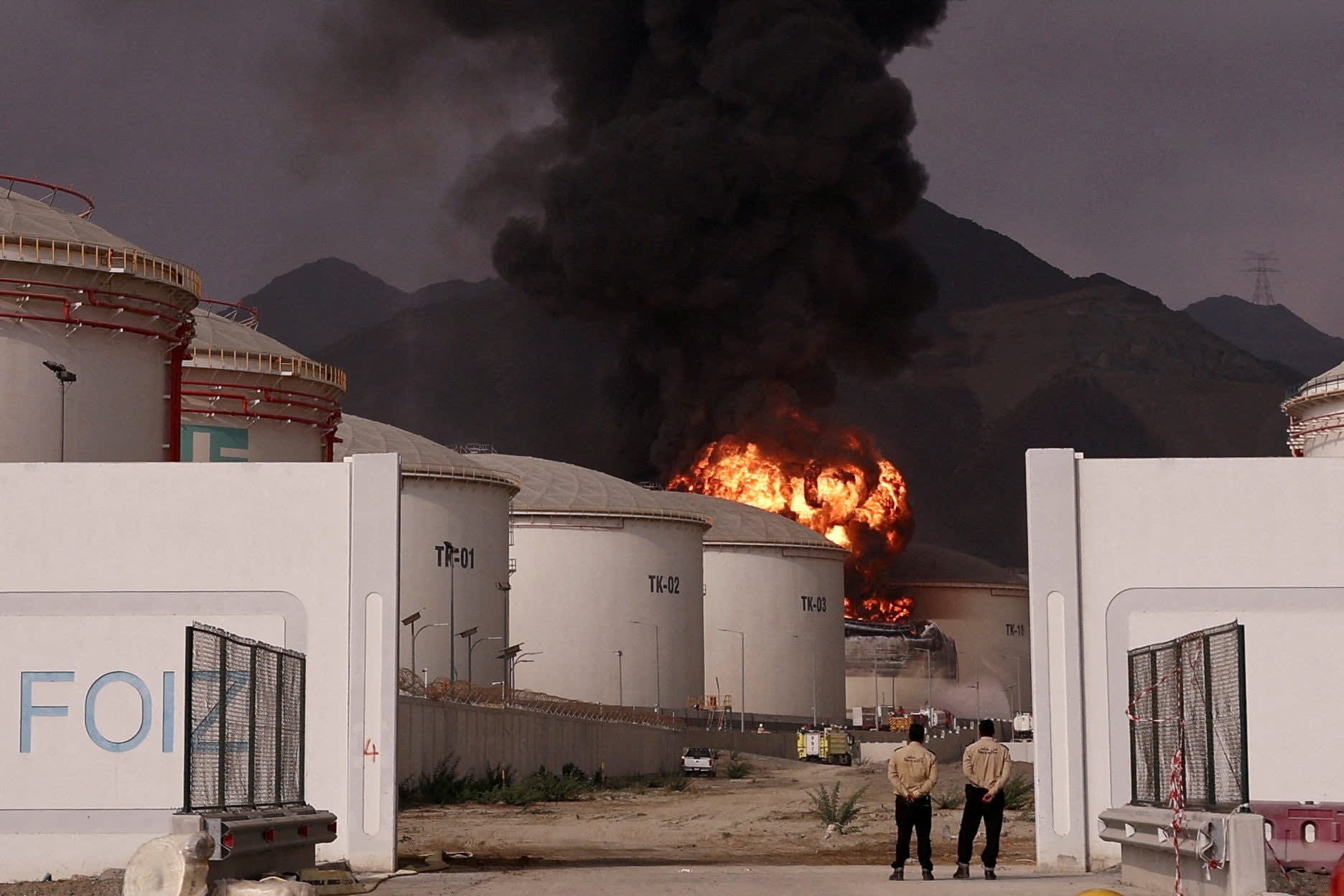 Drone causes fire at UAE's Barakah nuclear plant following failed ...