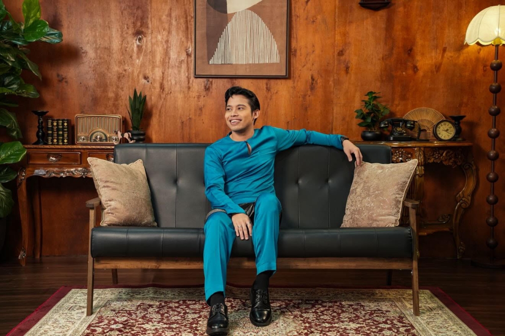 As ready‑made prices climb, tailored baju raya makes a comeback as some ...