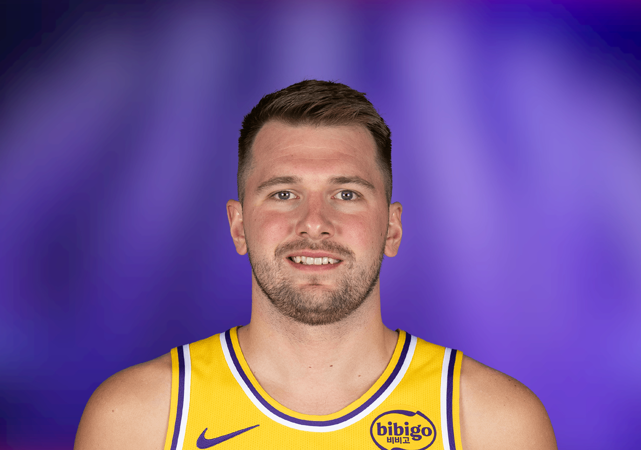 That current Lakers' lineup has a -3.9 plus/minus