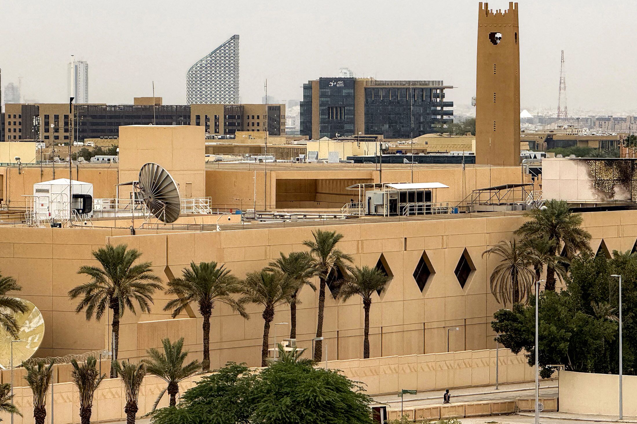 US orders diplomats in Saudi Arabia to leave due to safety