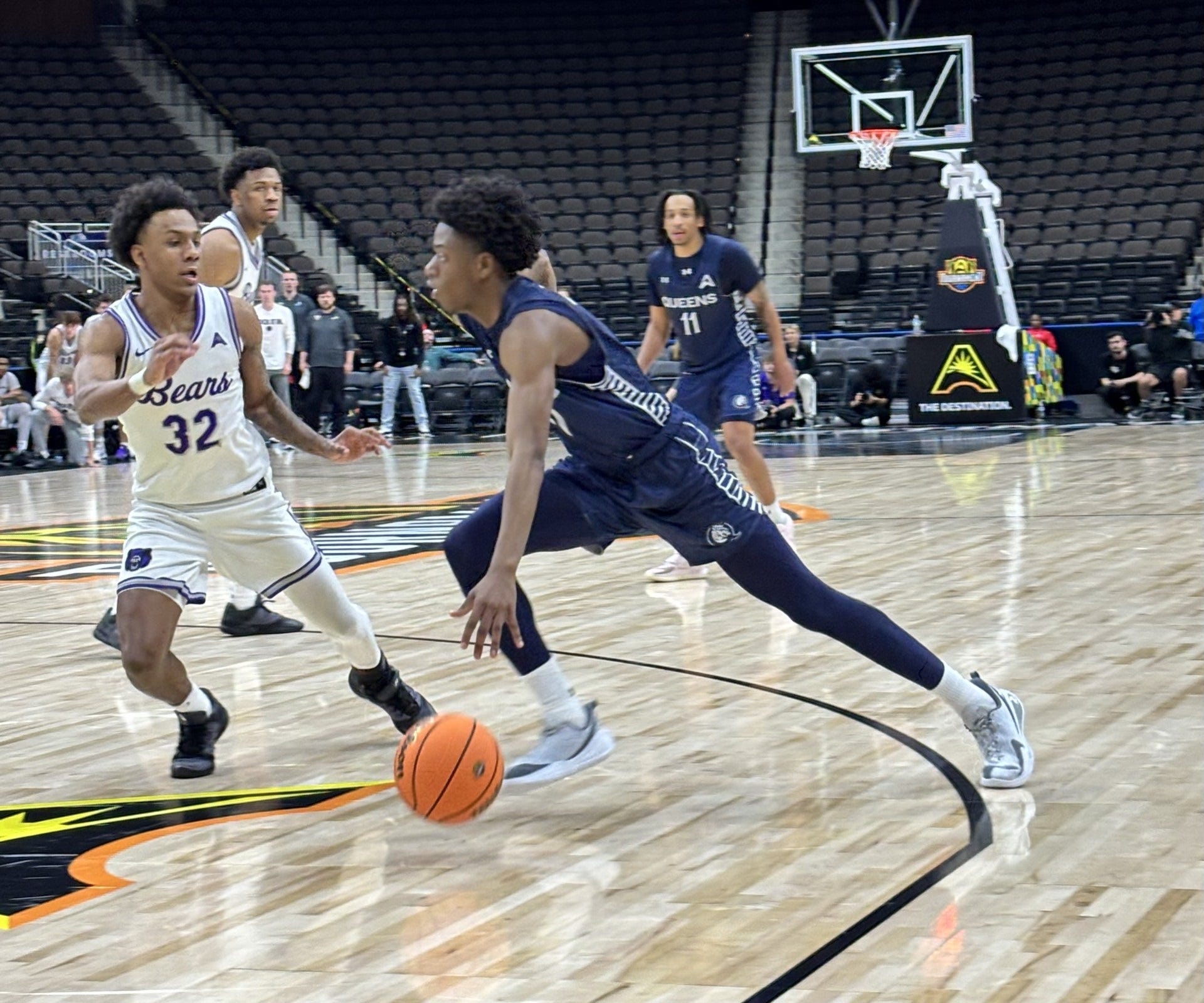 A Battle Royal: Queens outlasts Central Arkansas for ASUN men's ...