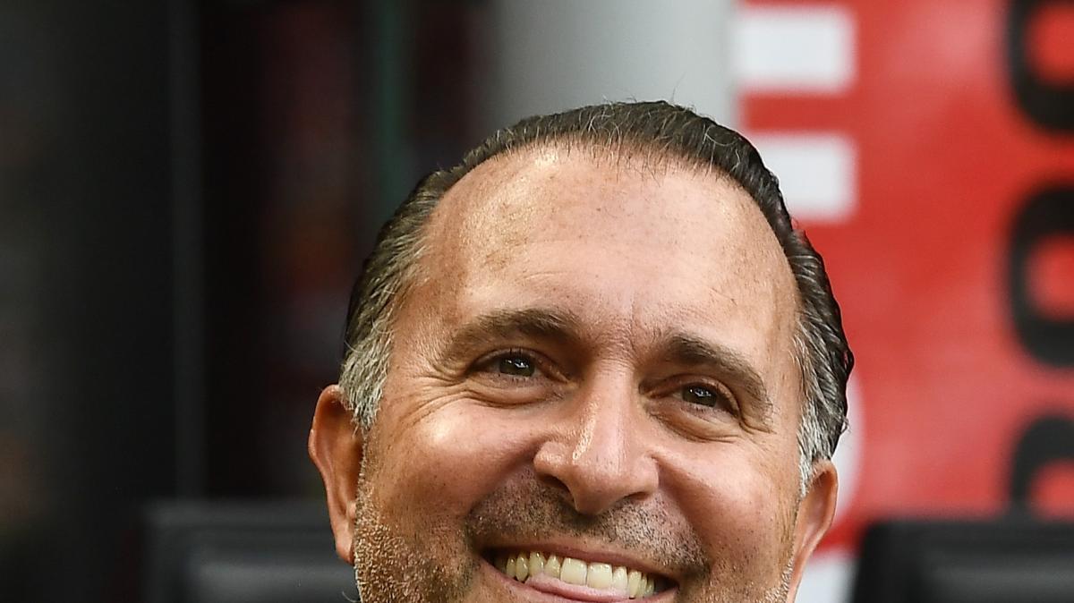 Cardinale a San Siro per il derby: inquadrato a bordocampo con Ibrahimovic