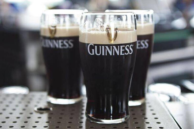 Cheltenham racegoers set to sink 400k pints of Guinness as festival ...