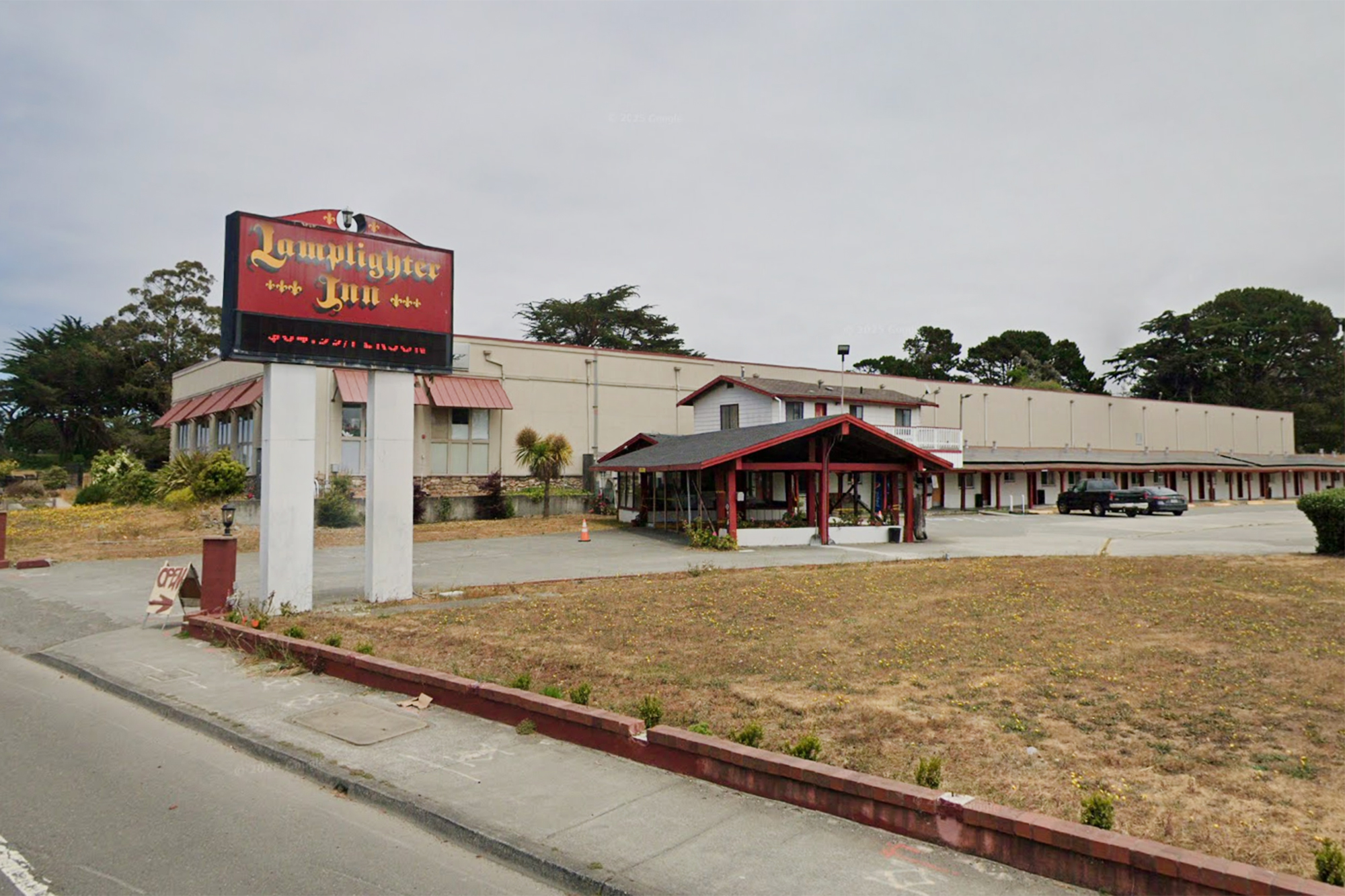 Chilling mystery as two women die in same motel room days apart