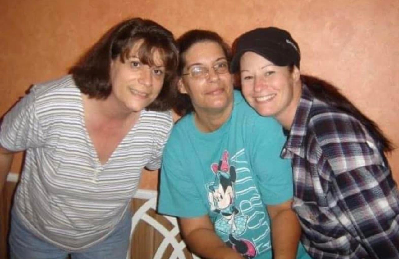 Suncoast woman to run Boston Marathon in honor of late sisters