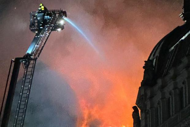 Watch Glasgow building collapse as Central Station fire rips through ...