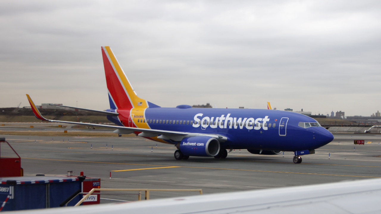 Southwest flight diverts to Atlanta airport, armed tactical units ...