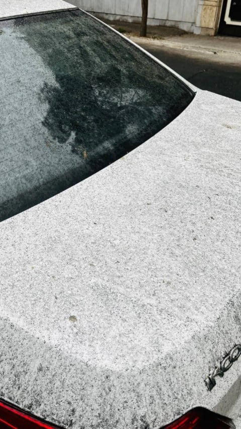Toxic oil rain in Tehran after airstrikes
