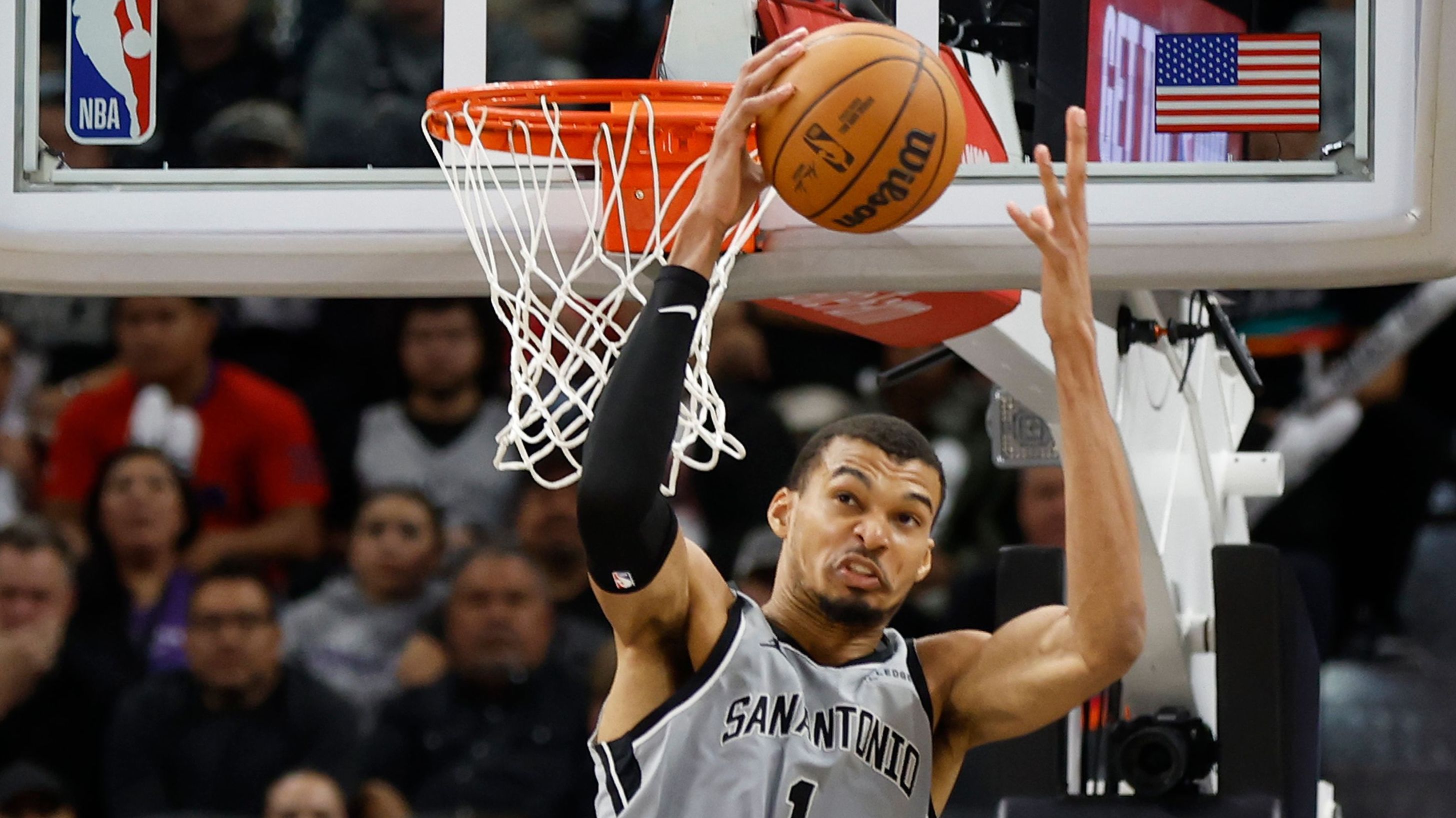 Wemby-Mania und Luka-Magic: NBA-Superstars führen die San Antonio Spurs ...