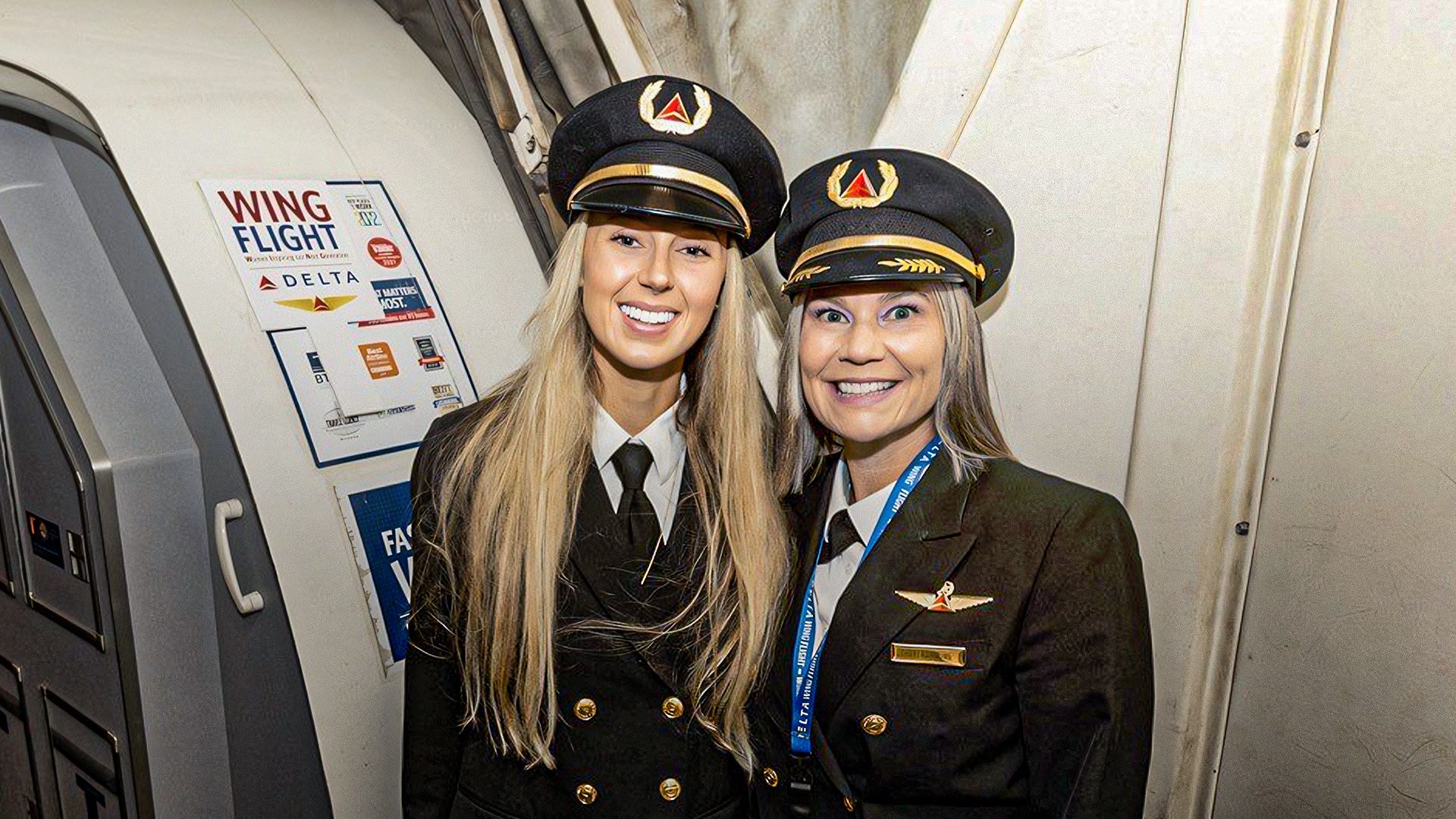 A look at the salaries of US legacy carrier pilots in 2026