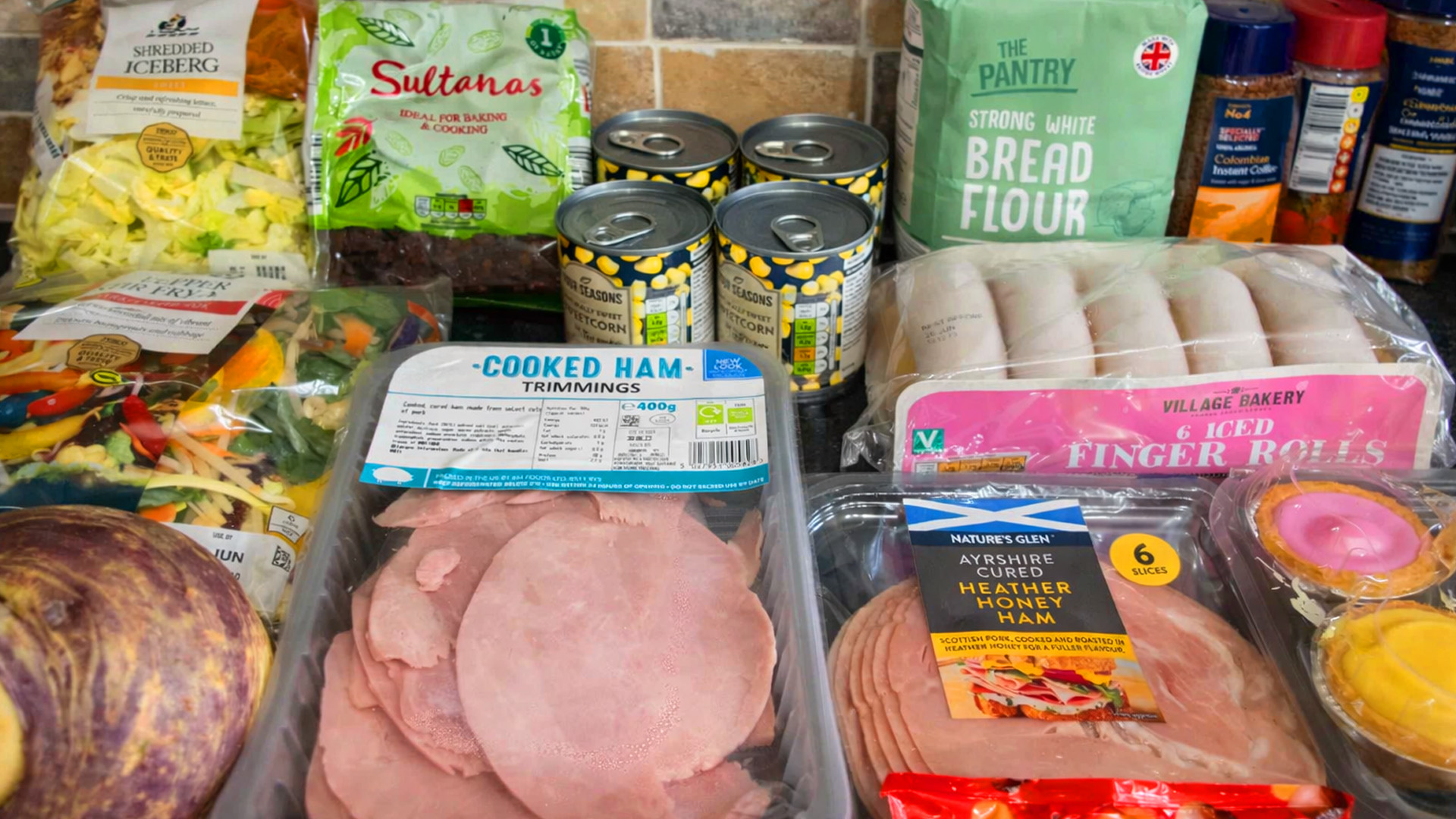 Budget grocery shopping review in the UK