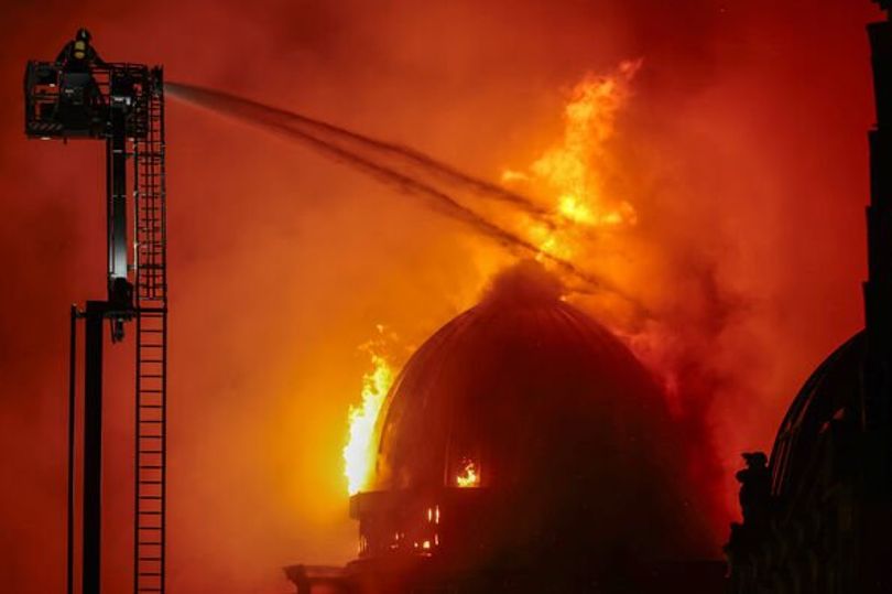 Glasgow Central station closed as Union Street fire causes major train ...