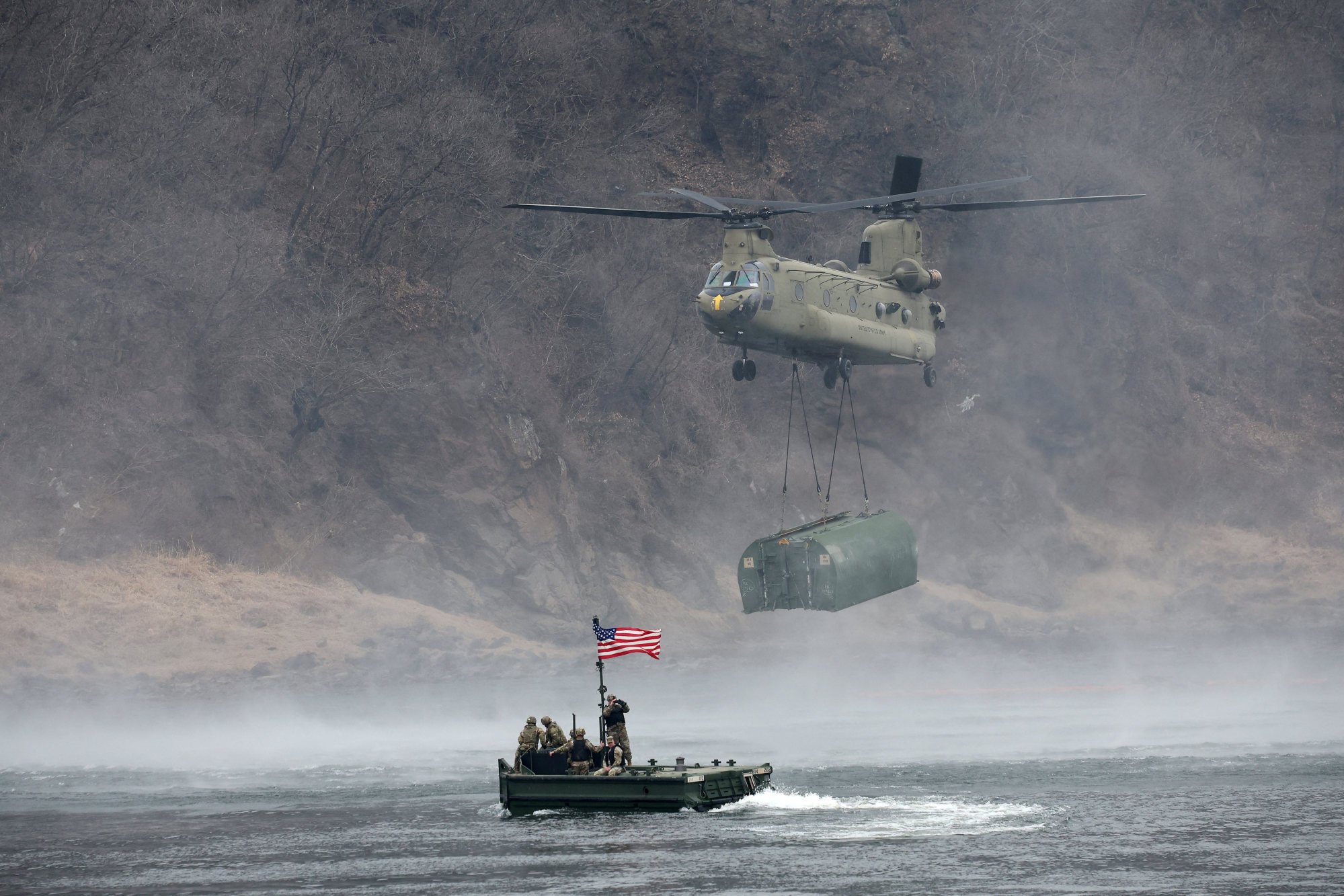 US begins large military exercise with South Korea while attacking Iran
