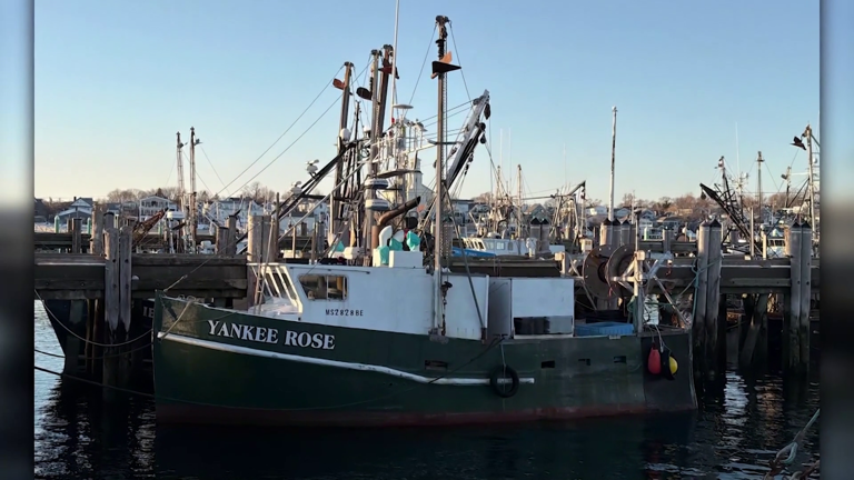 Family identifies 2nd fisherman who died after fishing boat overturned ...