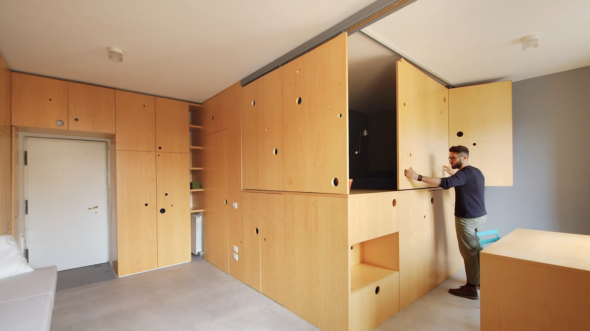 Modern European meets Japanese design - in 366 sqft