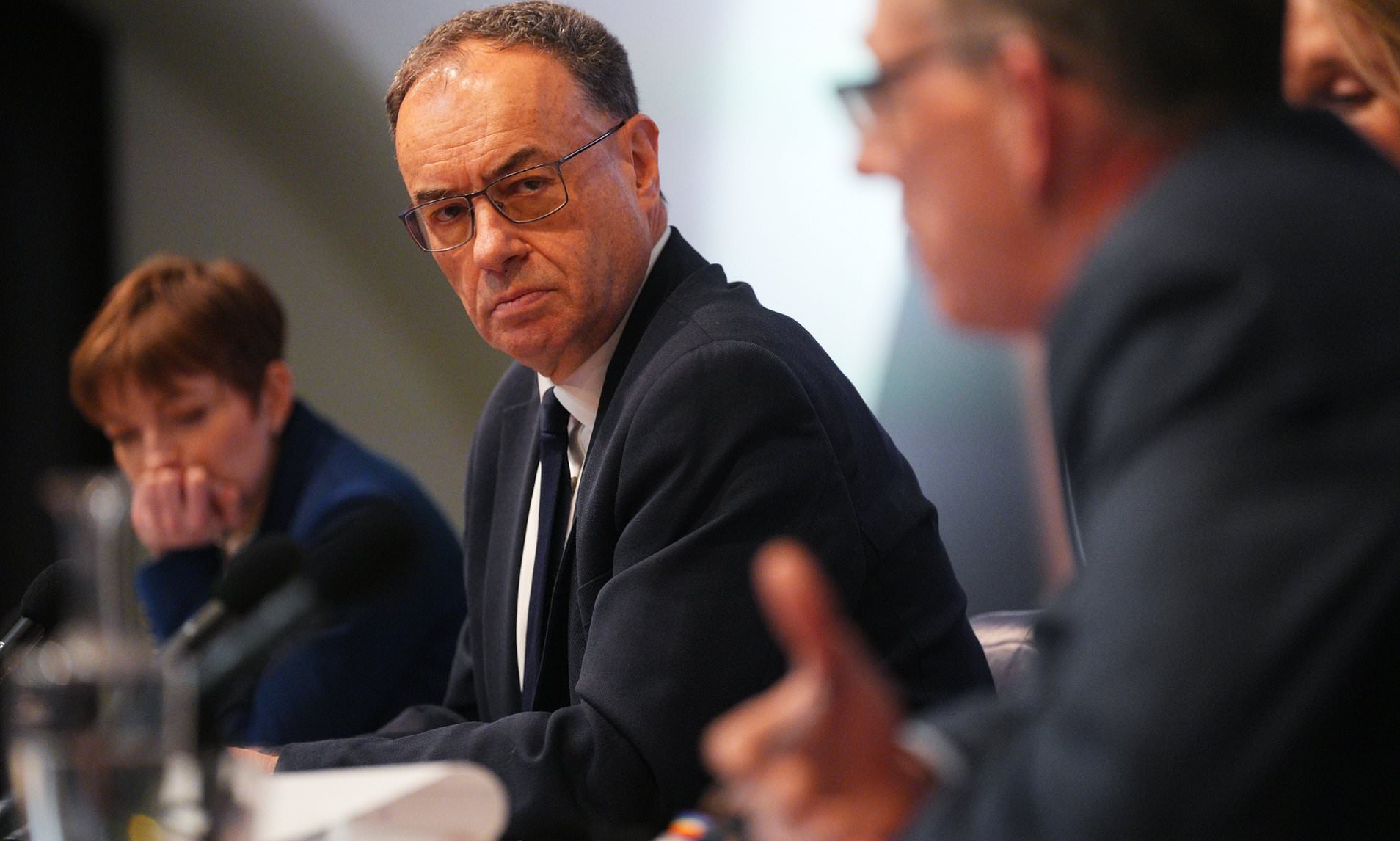 Traders bet on UK interest rate rise by Christmas as Middle East ...