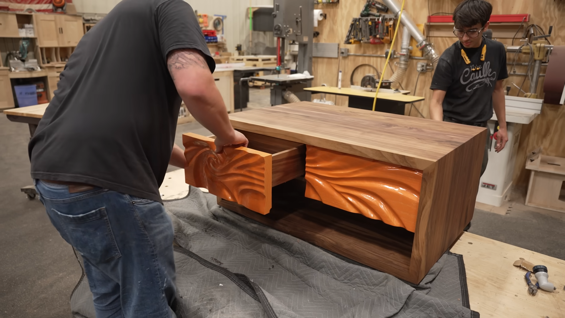 I built 3 coffee tables - guess which one took 5 minutes