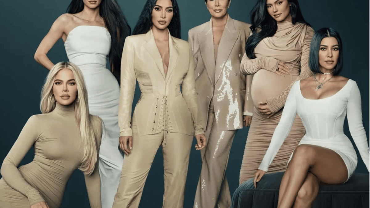 Kardashian-Jenner family is growing again after latest pregnancy ...