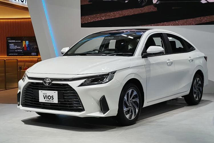 Toyota tak buru-buru luncurkan mobil listrik murah di Indonesia, apa ...