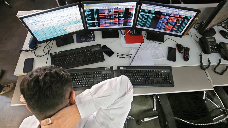 Crude oil prices fall up to 15% from intraday highs: What it means for ...