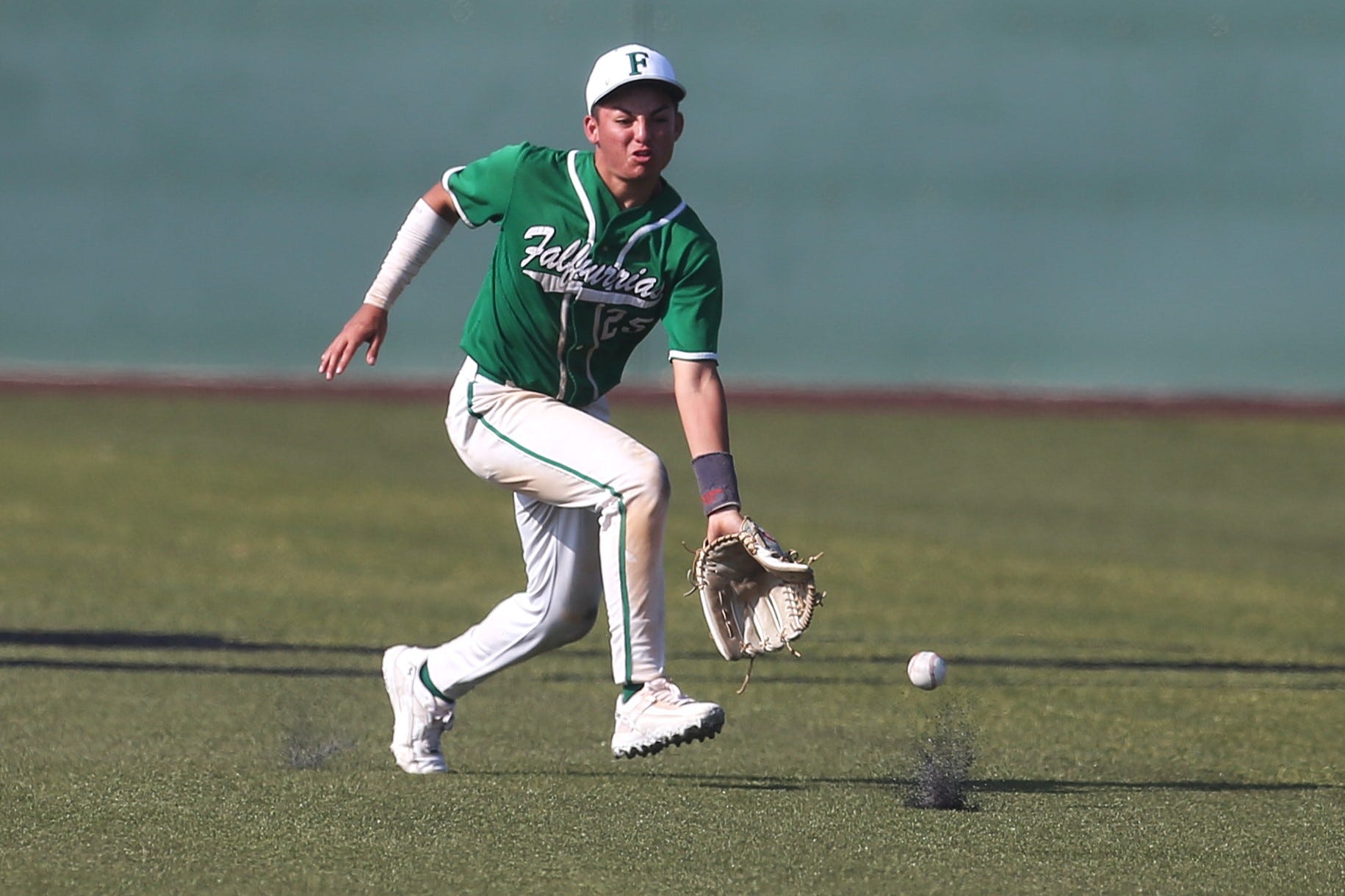 Crucial district showdowns headline high school baseball schedule