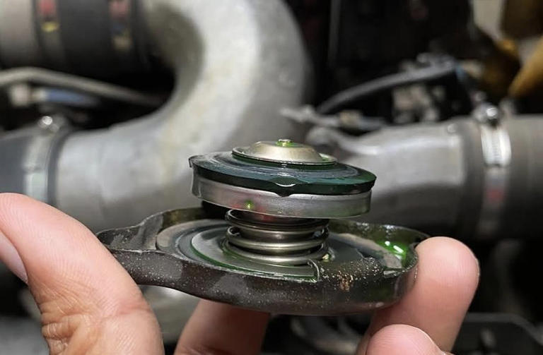 Servis Radiator Mobil Baiknya Dilakukan Setap Berapa Kilometer?