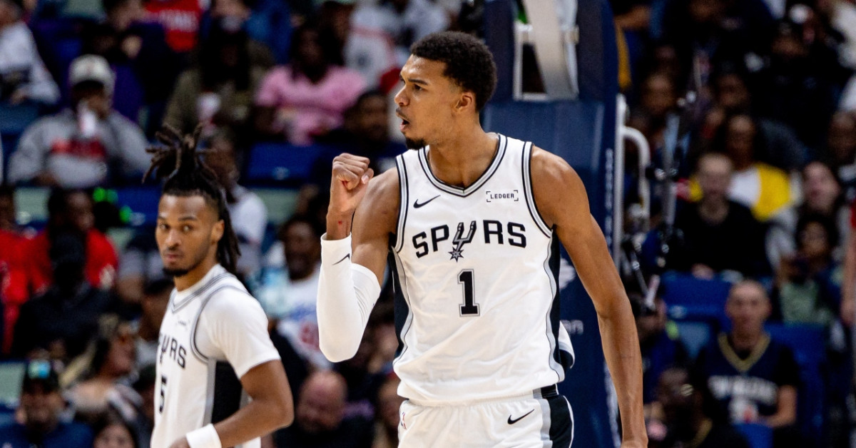 Basket – NBA : Wembanyama envoie les Spurs en play-offs