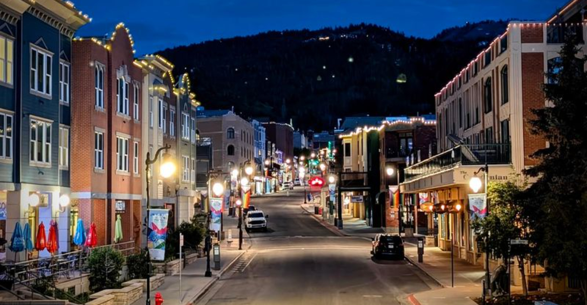 15 charming main streets across America that feel like a movie set