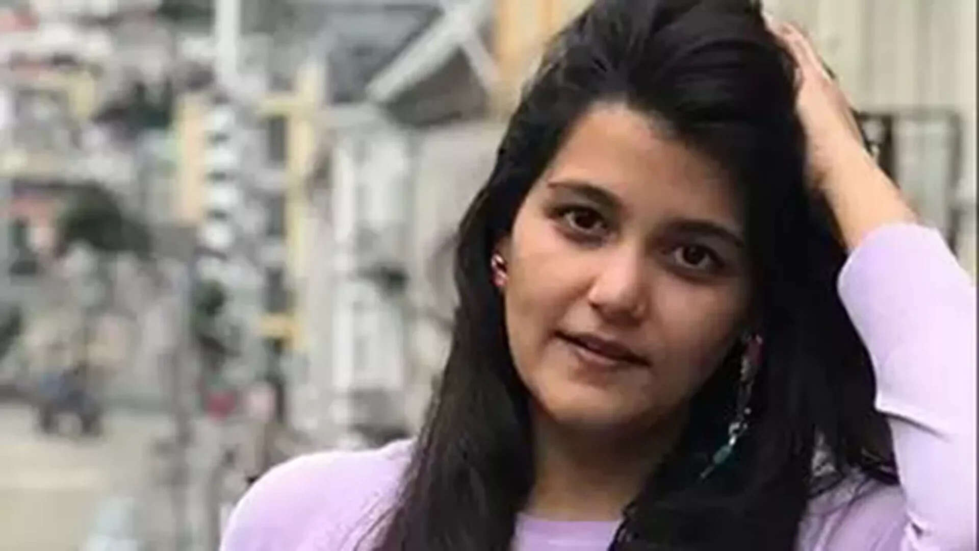 Sanah Kapur recalls being 'tortured' in school because of Supriya ...