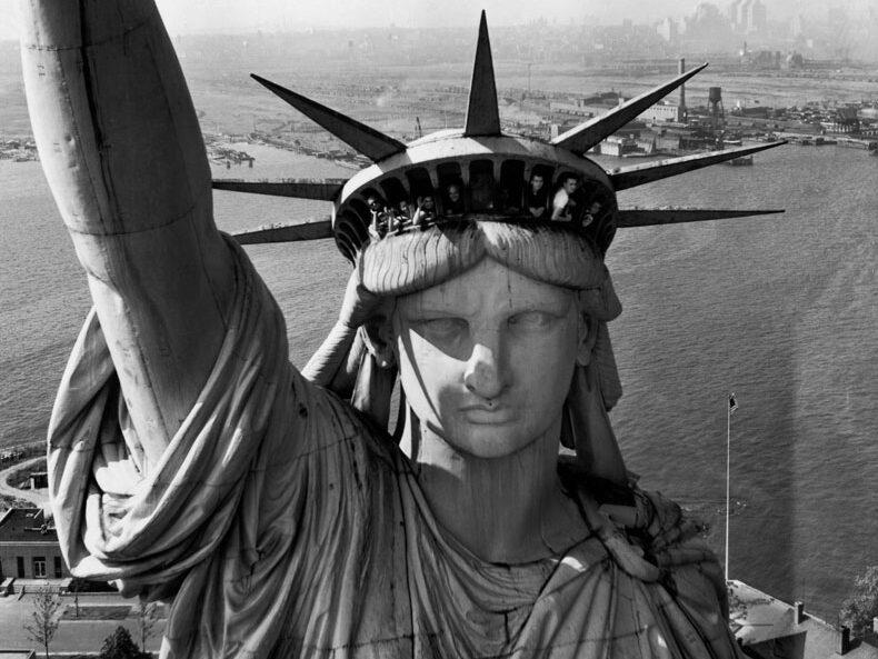 Photos of America as seen from above in 1952
