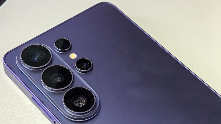 Is Samsung in danger of dying like Nokia and HTC?