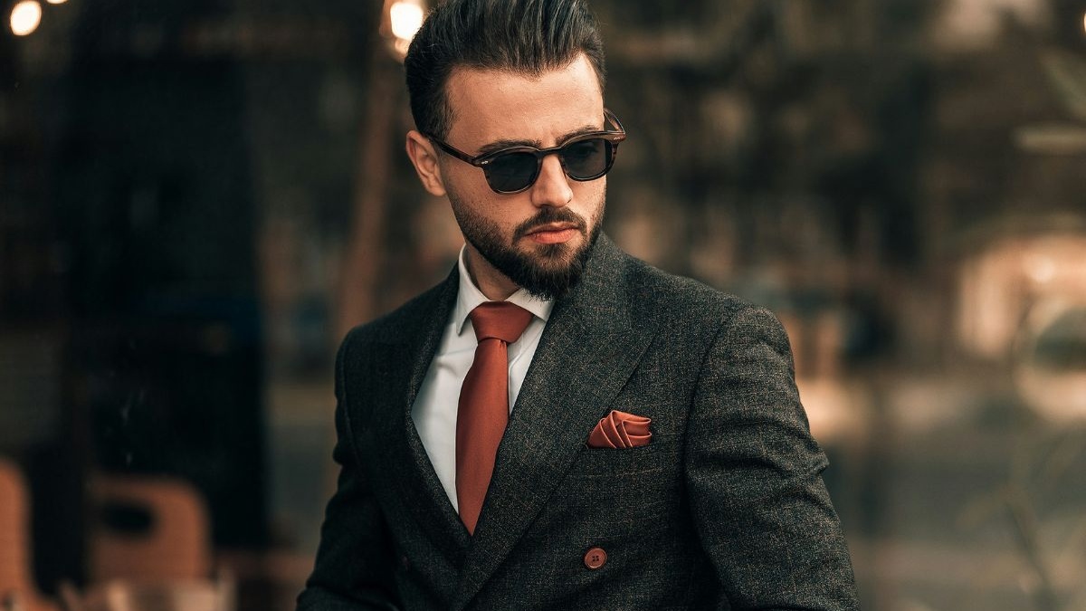 Actions that show a man has high self-esteem and truly loves