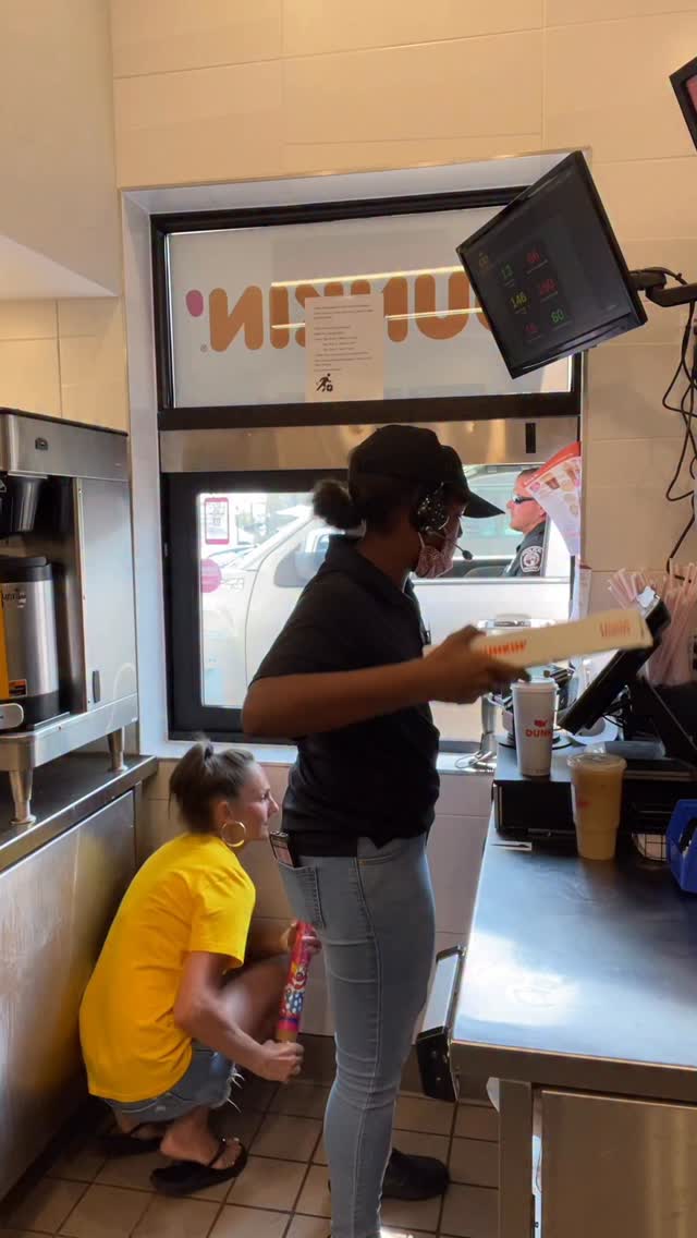 Cops and their donuts 🍩 | Dunkin’ couple fun