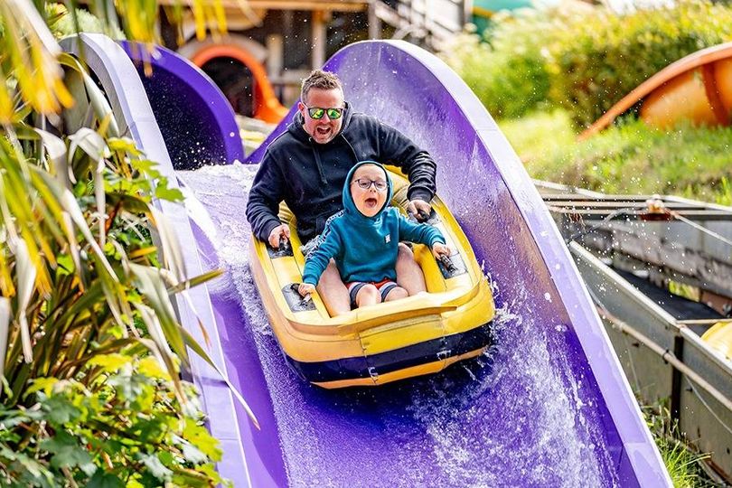 Devon campsite where guests get unlimited theme park access has stays ...