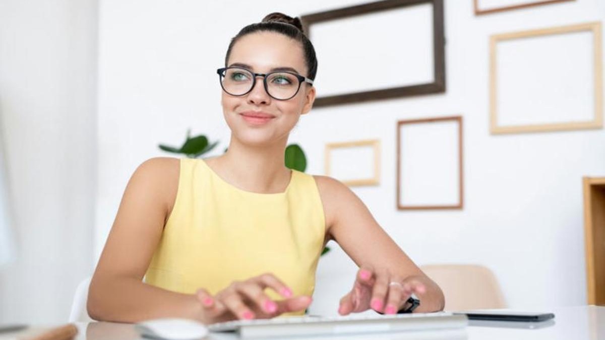 9 Powerful Traits of Women Who Dont Fear Rejection, According to Psychology