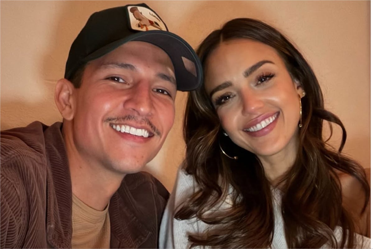 Jessica Alba says she’s 'full' after trip with boyfriend Danny Ramirez