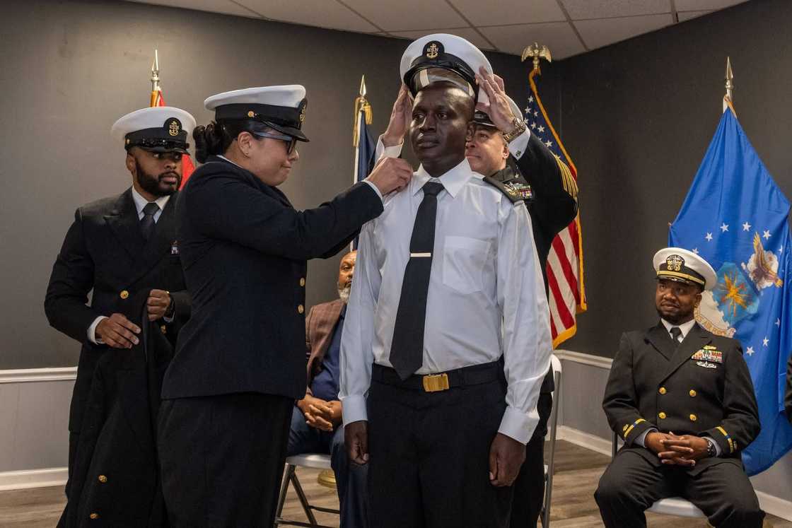 Dan Korir: 7 facts, photos of Kenyan man recently promoted to US Navy ...