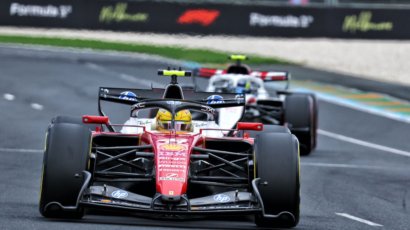Lewis Hamilton wants F1 to return to V10 engines