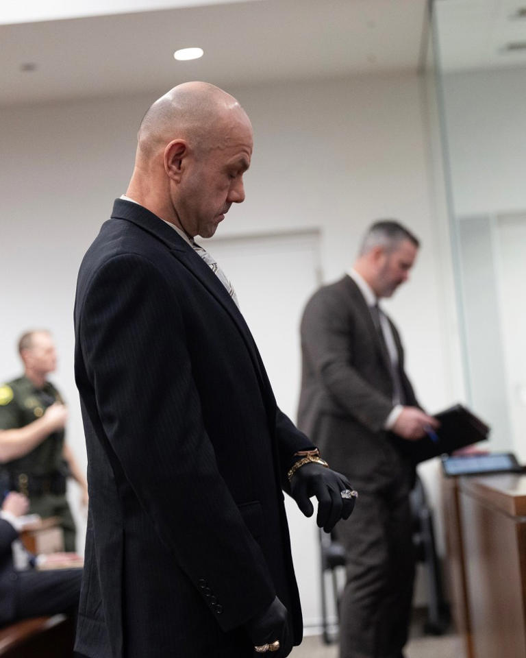 After his crash killed a child, the DMV renewed his license – then it ...
