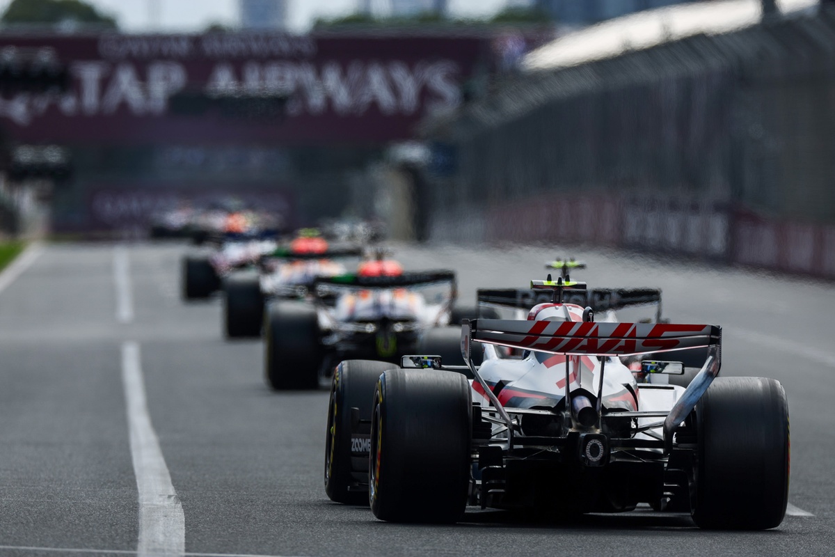 F1 start issues: Why so many drivers had flat batteries as they lined ...