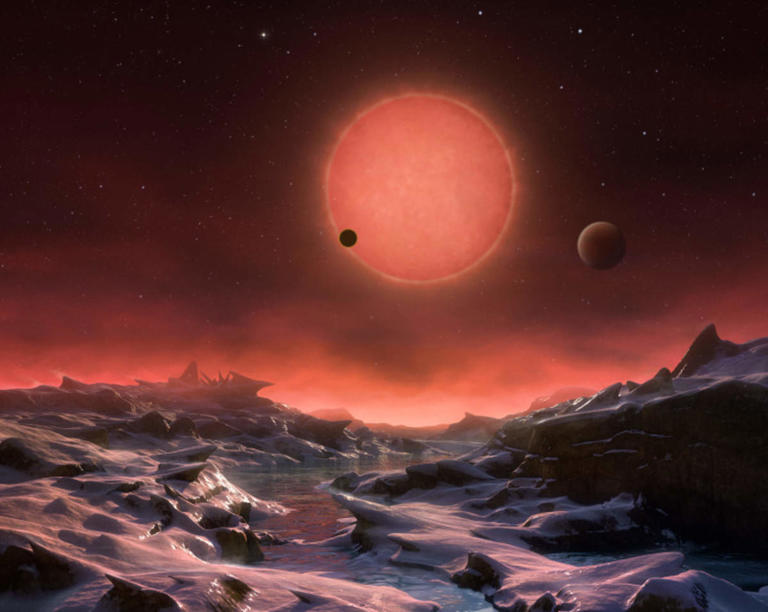 Scientists discover a rare Neptune-sized exoplanet that leaves a mark ...