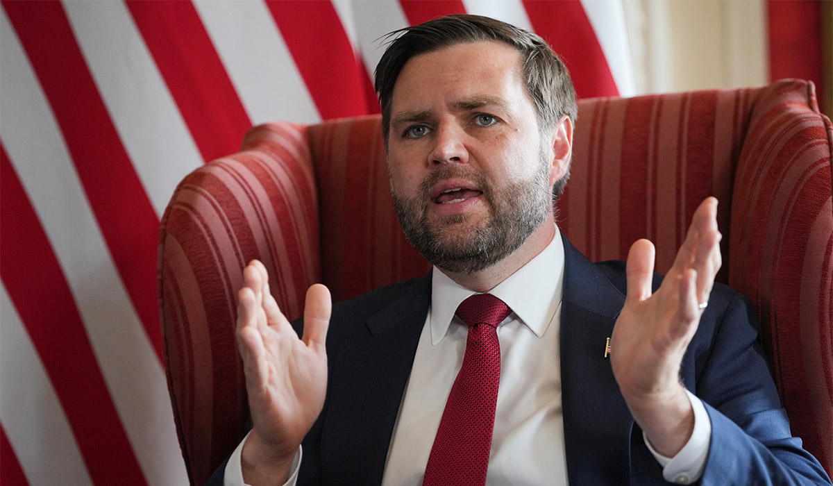 JD Vance’s stark warning to Trump over Iran revealed as WWIII fears ...