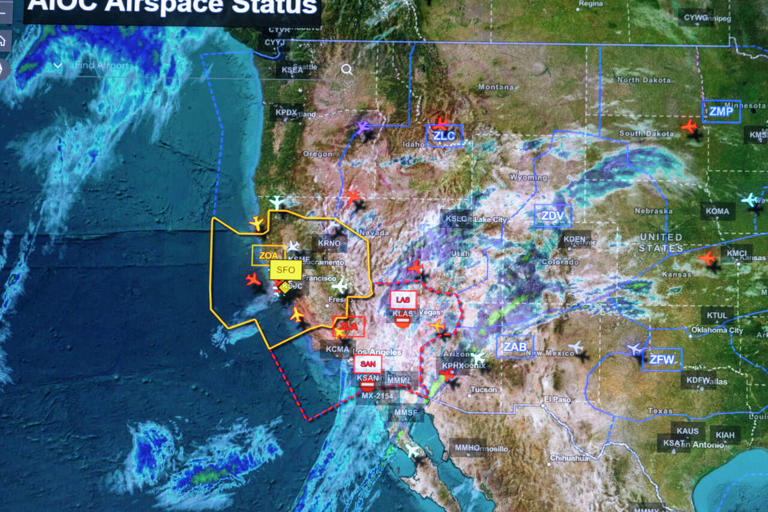 Inside the 'nerve center' that runs SFO
