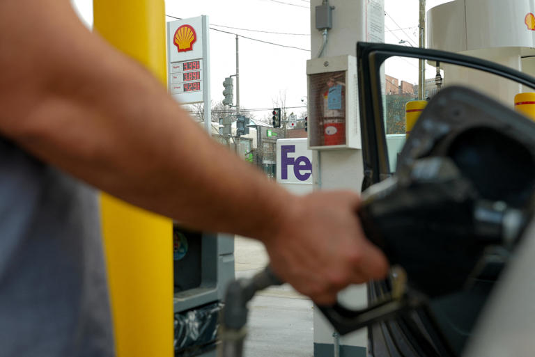 Oregon gas prices are surging amid Iran conflict. What to know