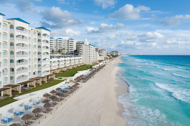 This Cancun all-inclusive was sold out but never felt crowded