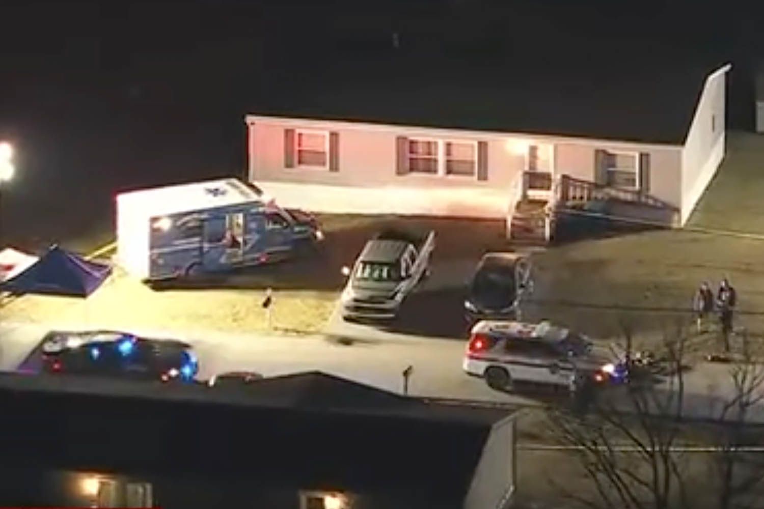 'Hero' state trooper and father of 1 fatally shot during Pennsylvania ...