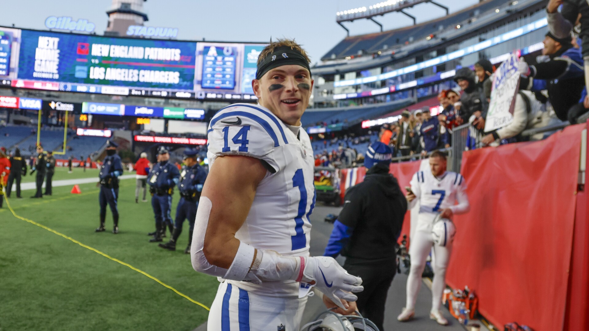 Alec Pierce agrees to four-year deal with Colts