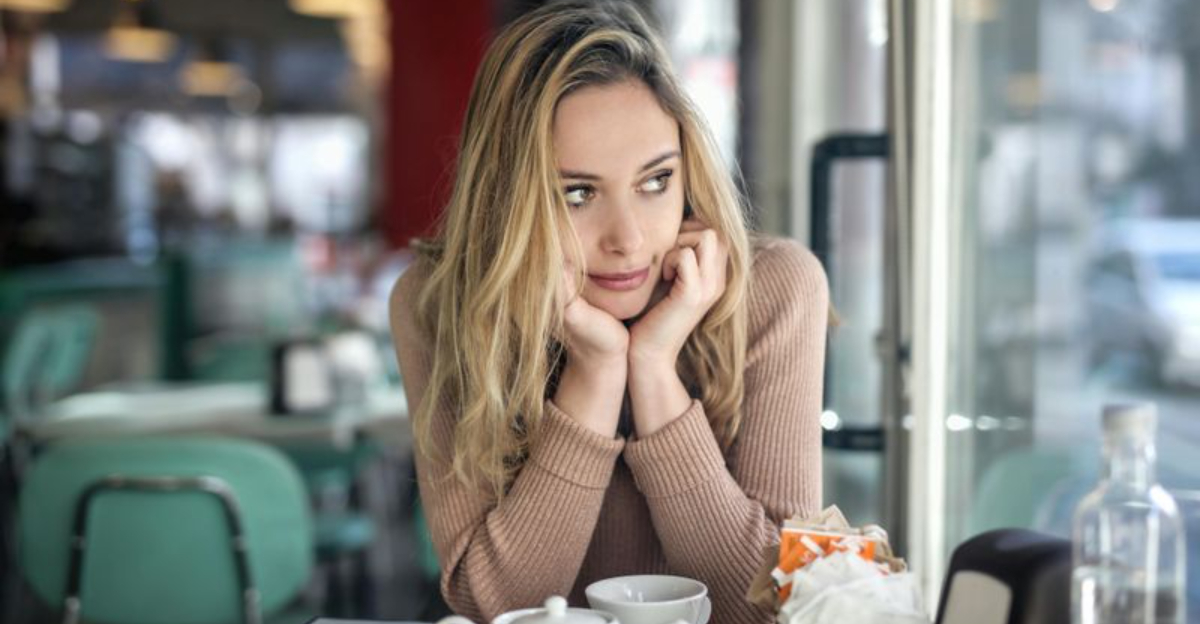 12 common traits of people who keep their personal lives offline