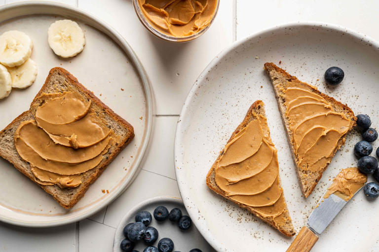 The best peanut butter you can buy (it's not Jif)