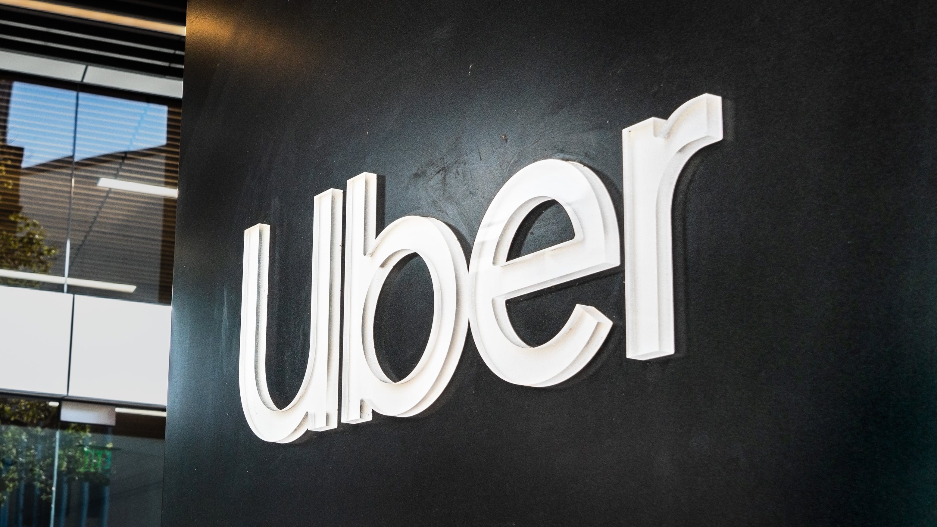 Uber rolls out women-only option nationwide